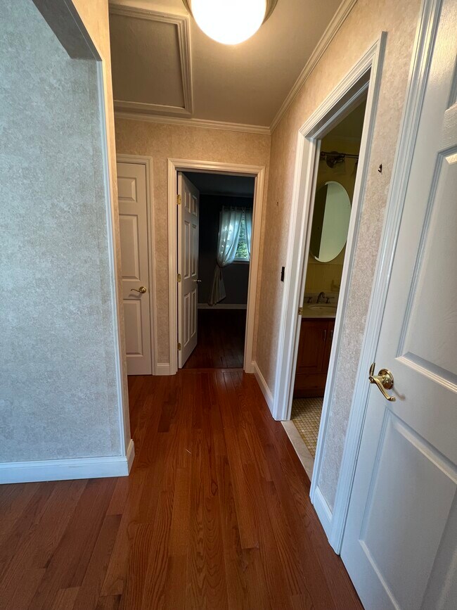 81 Lakeshore Dr - 81 Lakeshore Dr Prospect Park NJ 07508 | Apartment Finder