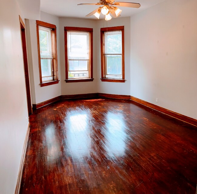 3325 S Emerald Ave - 3325 S Emerald Ave Chicago IL 60616 | Apartment Finder