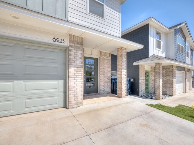 $500 off first month rent special Beautiful Northwest OKC 3 Bedroom ...