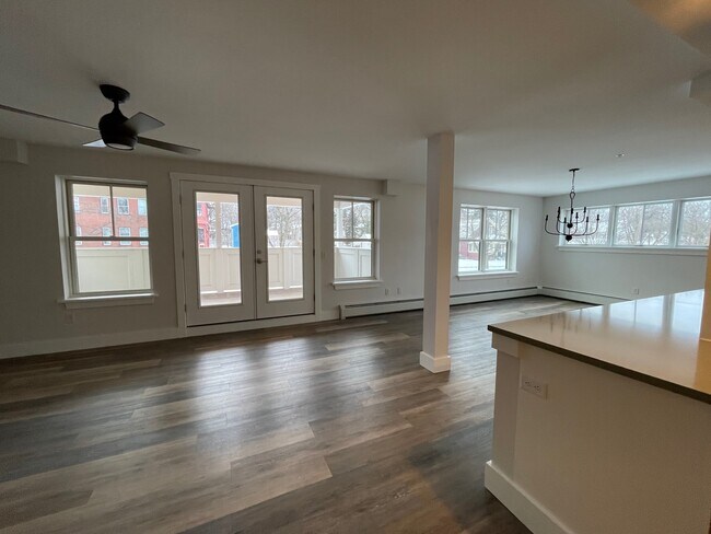 441 Shelburne Rd - 441 Shelburne Rd Burlington VT 05401 | Apartment Finder