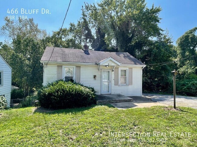 Updated Riverview 3bd/1ba on Huge Lot - 466 Bluff Dr St. Louis MO 63137 ...