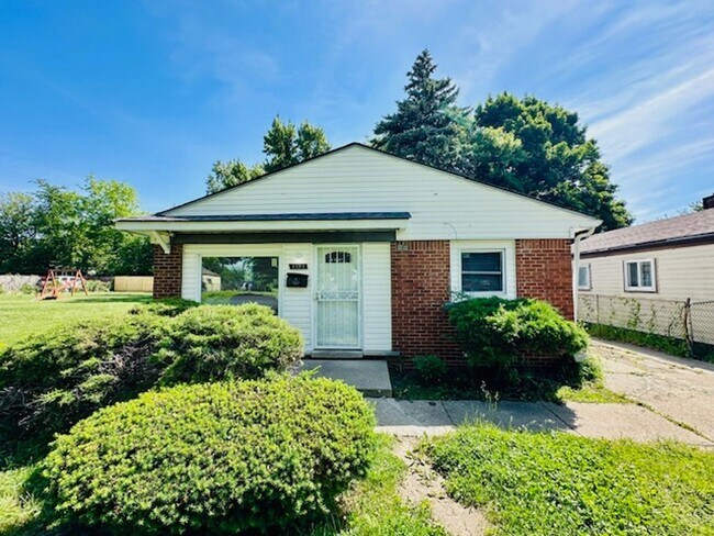 3 bedroom 1 Bath Ranch Home For Lease - 4194 Algonquin St Detroit MI ...