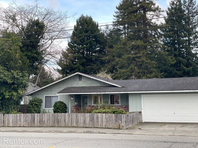 3 br, 2 bath House - 4333 Walnut Drive - 4333 Walnut Dr Eureka CA 95503 ...
