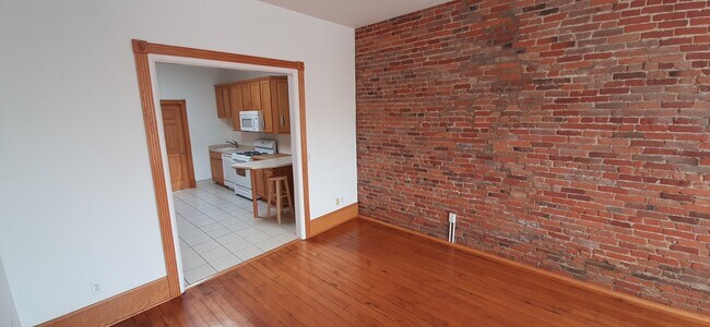 4738 Lorain Ave - 4738 Lorain Ave Cleveland OH 44102 | Apartment Finder