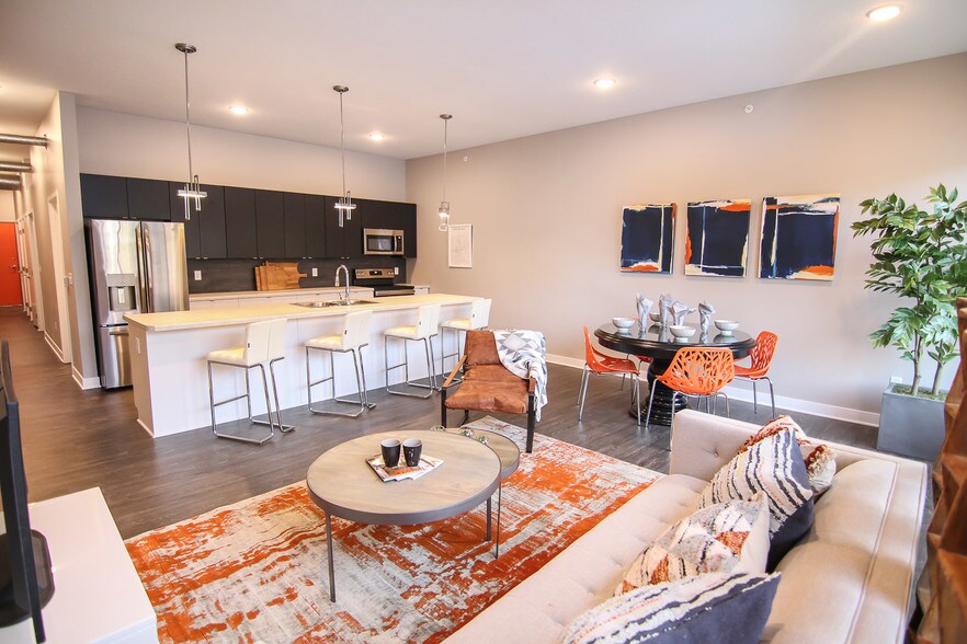 Carbon 550 - 550 Watson Powell Jr Way Des Moines IA 50309 | Apartment ...