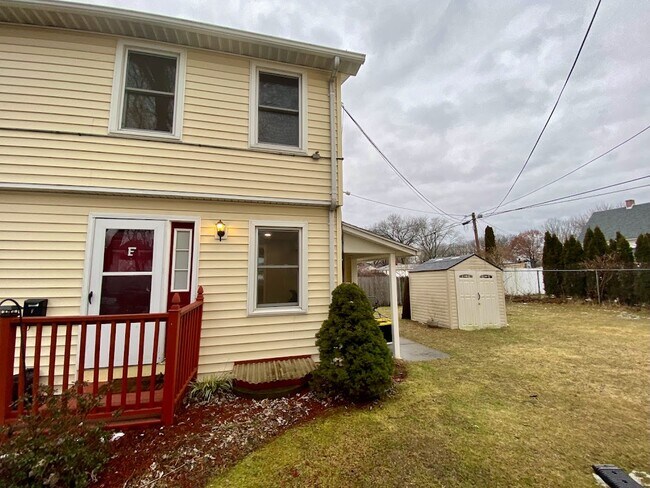 30 Clayton St - 30 Clayton St Springfield MA 01107 | Apartment Finder