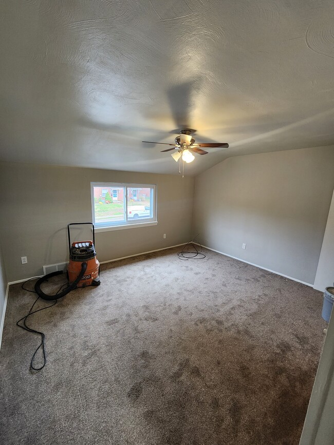 414 Lincoln Ave - 414 Lincoln Ave Springdale PA 15144 | Apartment Finder