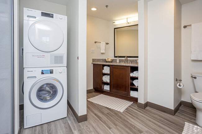 Copeland Tower Living - 55+ Luxury Residence - 2601 Severn Ave Metairie ...