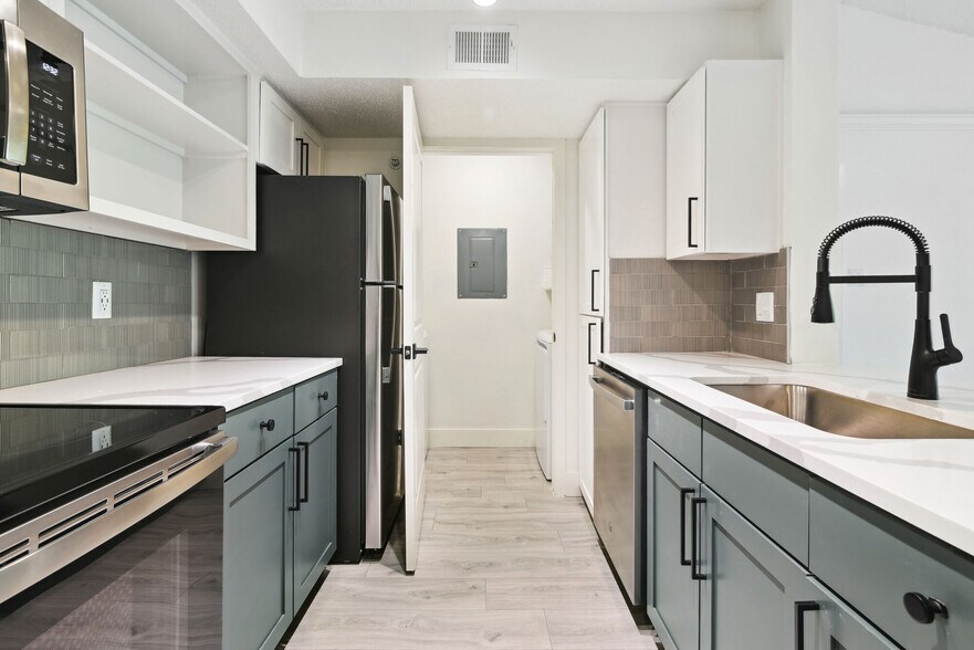 Vail Cliffside - 1635 Jefferson Cliffs Way Arlington TX 76006 ...