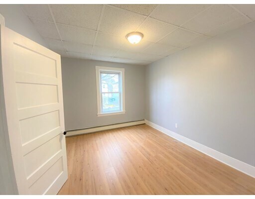 5 Sterling St - 5 Sterling St Worcester MA 01610 | Apartment Finder