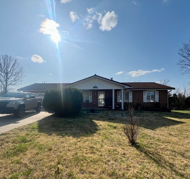 Charming 4-Bedroom Home in St. Robert, MO! - 106 Debra Ave Saint Robert ...