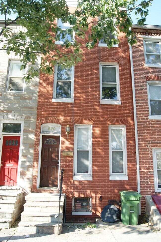 Large Four Bedroom Townhome in Pigtown - 870 W Lombard St Baltimore MD ...