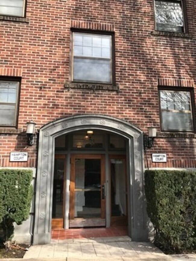 2221 NW Flanders St - 2221 NW Flanders St Portland OR 97210 | Apartment ...
