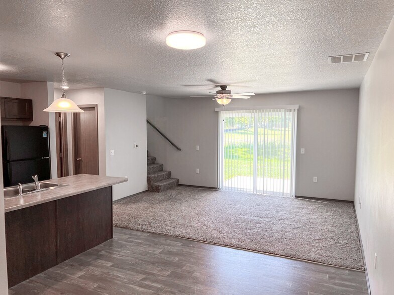 Blue Ridge Commons - 1040 Blue Ridge Pl NW Altoona IA 50009 | Apartment ...