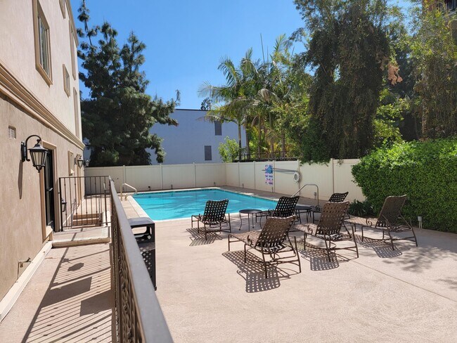 15344 Weddington St - 15344 Weddington St Sherman Oaks CA 91411 ...