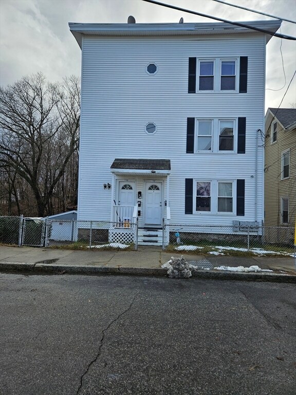 150 Lincoln St - 150 Lincoln St Woonsocket RI 02895 | Apartment Finder