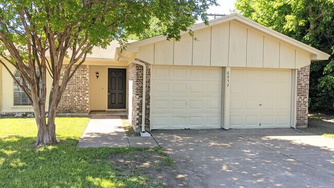 Nice 4 Bedroom home in Birdville ISD - 6052 Highcrest Dr Watauga TX ...