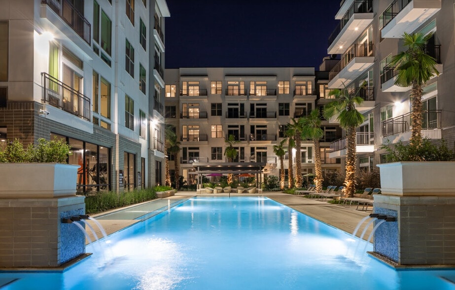 Bellrock Summer Street - 3030 Summer St Houston TX 77007 | Apartment Finder