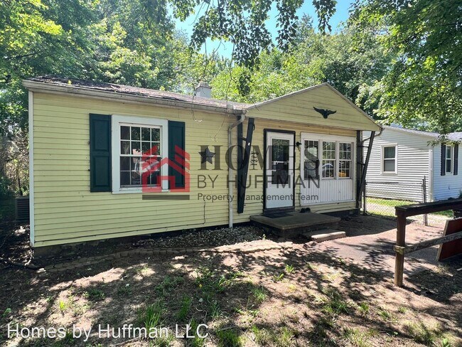 2 br, 1 bath House - 2133 Frisse Avenue - 2133 Frisse Ave Evansville IN ...