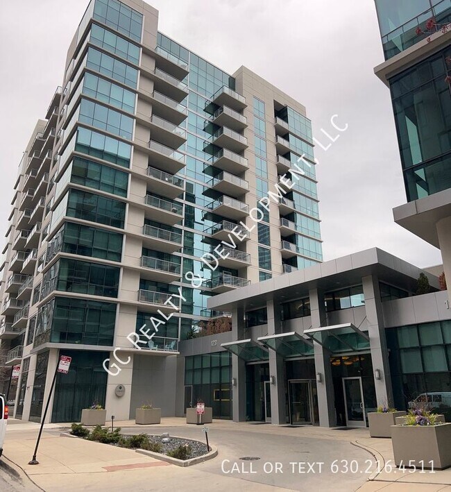 ***THE EMERALD / WEST LOOP LOCATION / 2 BD... - 123 S Green St Chicago ...