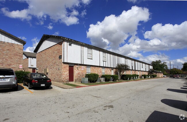 Quail Meadows Apartments - 10201 Telephone Rd Houston TX 77075 ...