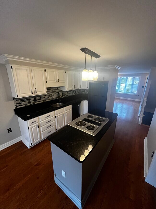 306 E Ann Arbor Trail - 306 E Ann Arbor Trail Plymouth MI 48170 | Apartment Finder