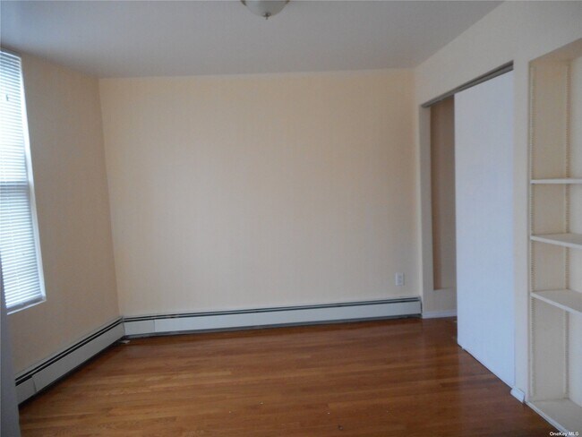 263 W Merrick Rd - 263 W Merrick Rd Valley Stream NY 11580 | Apartment ...