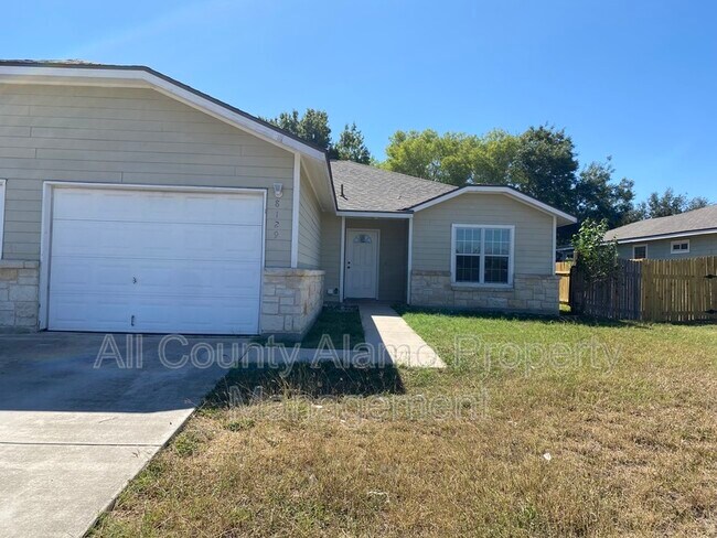 8129 Morning Grove - 8129 Morning Grove Converse TX 78109 | Apartment ...