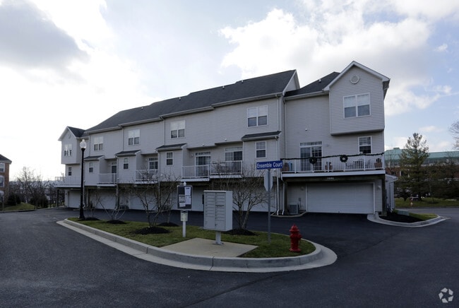 High View at Hunt Valley - Hunt Valley, MD | Apartment Finder