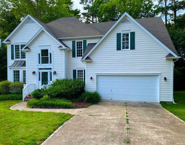 Beautiful 4 Bedroom Home with Updated Kitc... - 5416 Stewartby Dr ...
