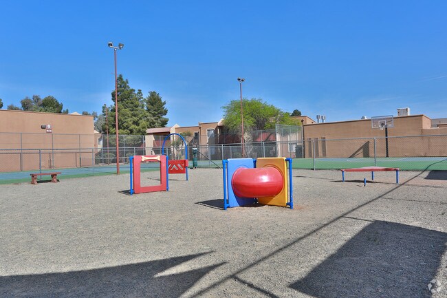 Fox Point - 3700 N Campbell Ave Tucson AZ 85719 | Apartment Finder