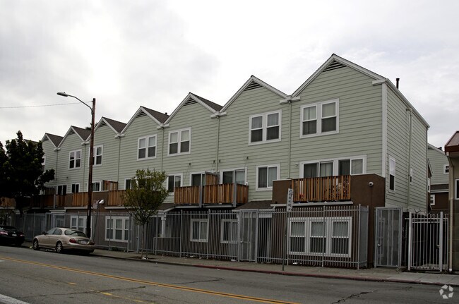 Kenneth Henry Court - 6475 Foothill Blvd Oakland CA 94605 | Apartment ...