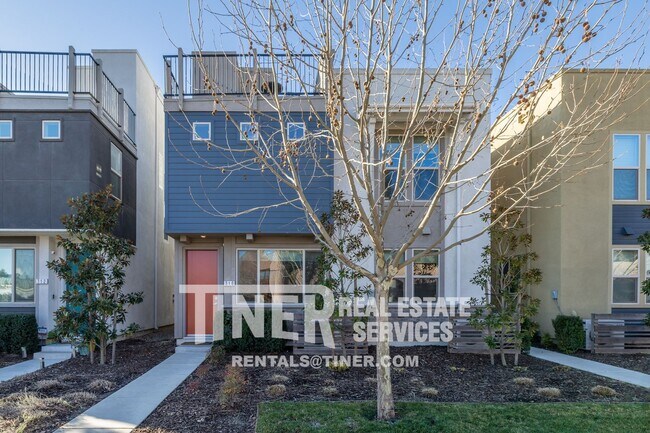 Pristine Condo with Rooftop Deck Located i... - 310 1st Ave Sacramento ...