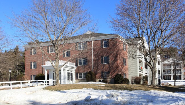 Meadow Park Apartments - 15 Fuller Rd Augusta ME 04330 | Apartment Finder