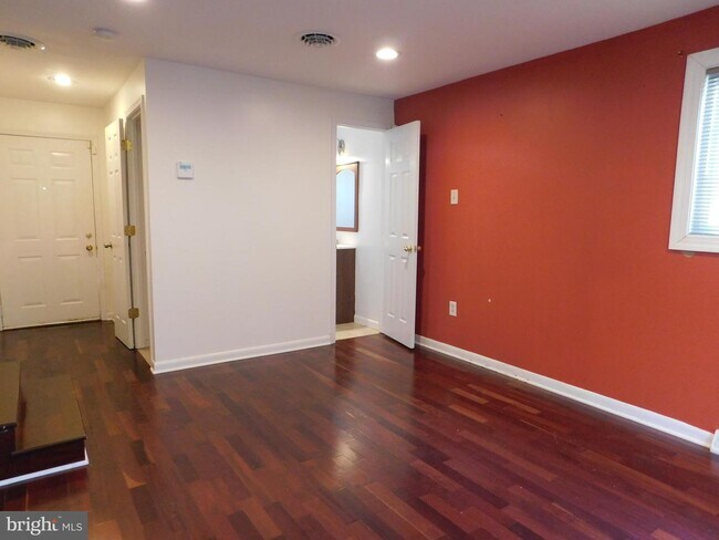 8132 Woodyard Rd - 8132 Woodyard Rd Clinton MD 20735 | Apartment Finder