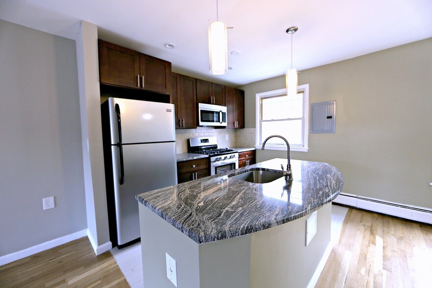 Spring Brook At Chatham - 540-575 Main St Chatham NJ 07928 | Apartment ...