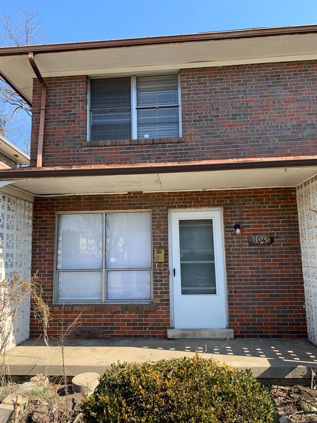 1045 Cross Keys Rd - 1045 Cross Keys Rd Lexington KY 40504 | Apartment ...