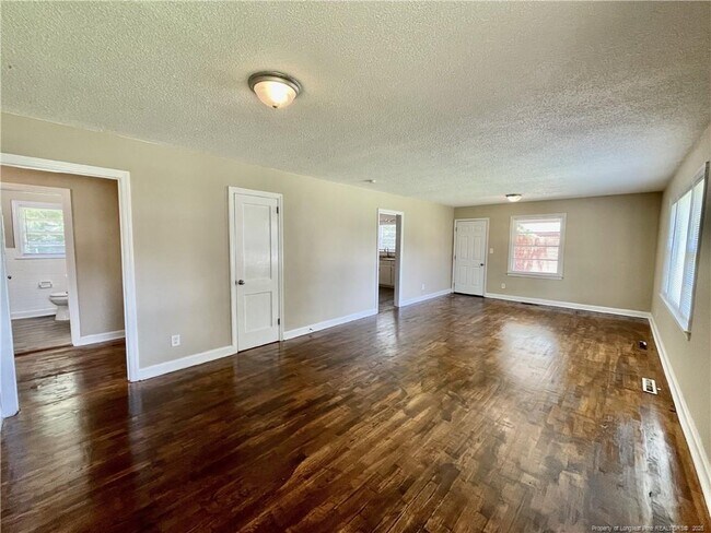 1126 Wellons Dr - 1126 Wellons Dr Fayetteville NC 28304 | Apartment Finder