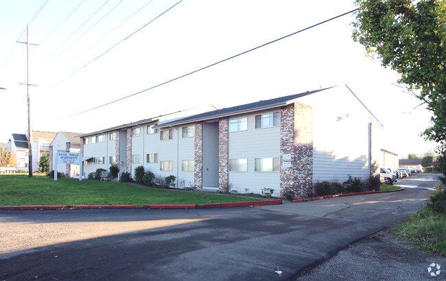 Sandy Terrace Apartments - 12800 NE Sandy Blvd Portland OR 97230 ...
