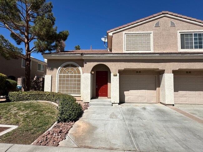 Silverado Ranch town-home in a gated commu... - 420 Roman Tree Ct Las ...