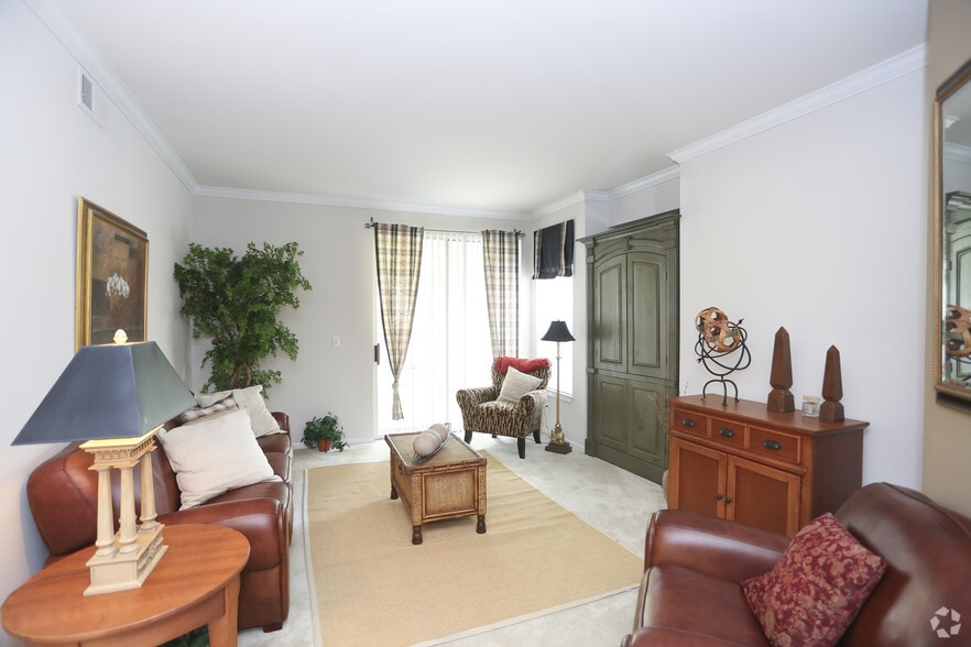 Enclave At Town Center - 4601 W 120th St Leawood KS 66209 | Apartment ...