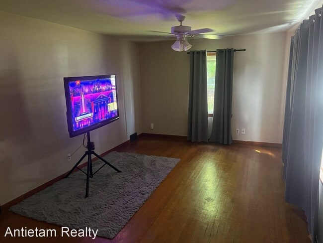 2 br, 1 bath House - 314 E. Madison Street - 314 E Madison St ...