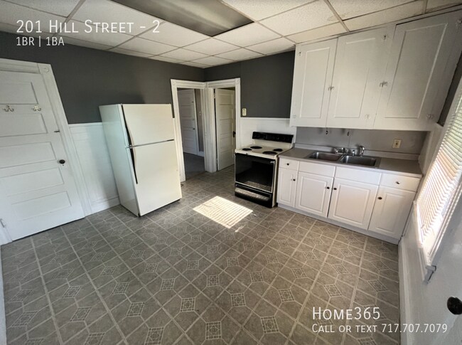 $200 off the first months rent! Cozy 1 Bed... - 201 Hill St Scranton PA ...