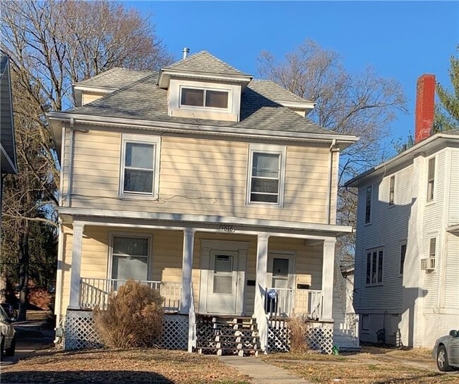 1010 W Main St - 1010 W Main St Decatur IL 62522 | Apartment Finder