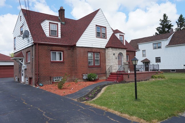 Warsaw - 34 Warsaw St Buffalo NY 14206 | Apartment Finder
