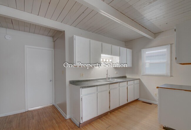 1325 Logan St - 1325 Logan St Hammond IN 46320 | Apartment Finder