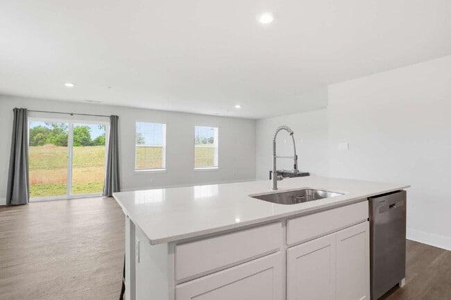 Welcome Home to This Beautiful 4-Bedroom Ranch-Style Gem - 672 ...