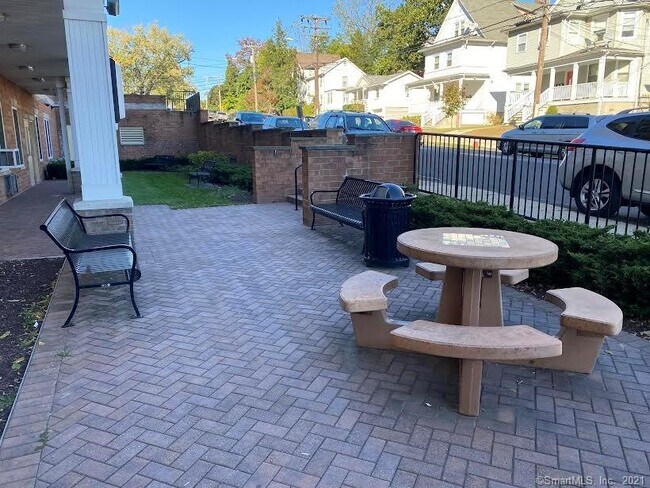 18 Quintard Terrace - 18 Quintard Terrace Stamford CT 06902 | Apartment ...