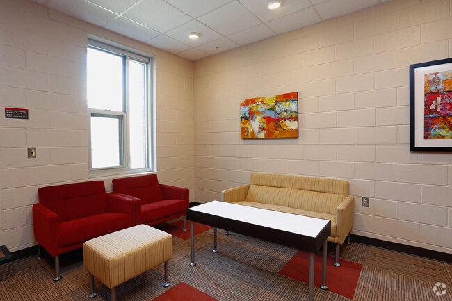 NC State University Wolf Ridge Apartments - Raleigh, NC | Apartment Finder