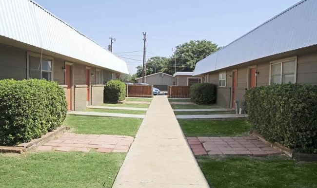 Oak Creek Apts Lubbock